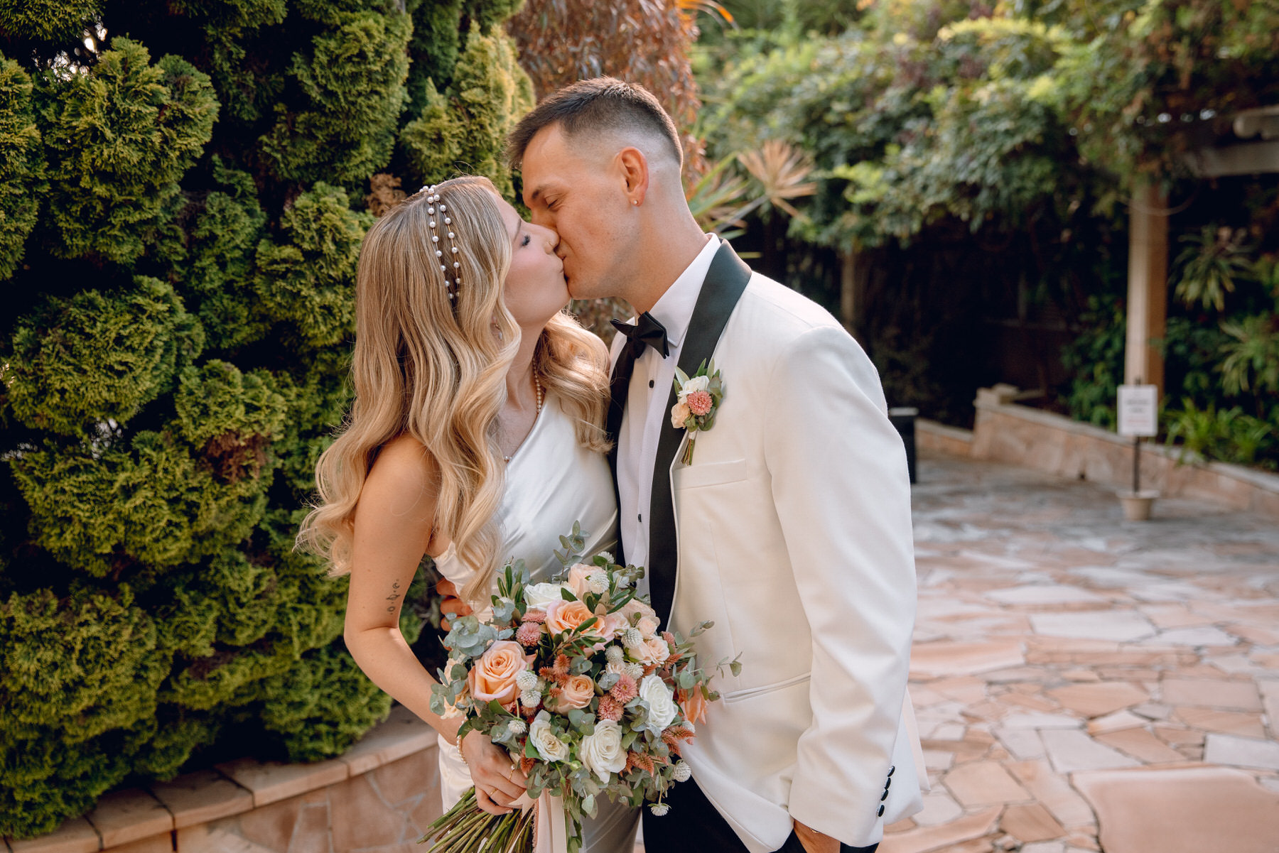 Miranda + Alex - Aligned Weddings